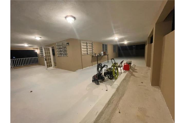 Apartamento con Servicios Incluidos , Urbanizacion-Berwind Estates ...