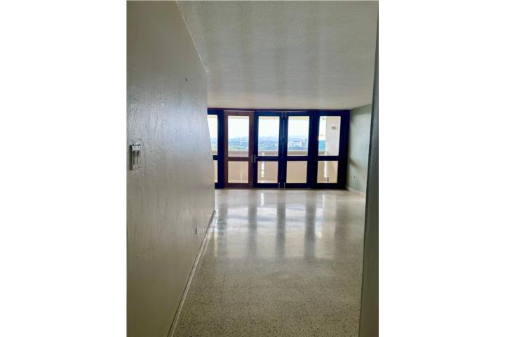 3 Cuartos y 2 Pisos y 2 Parking. El Monte Sur, Condominio-El Monte Sur ...