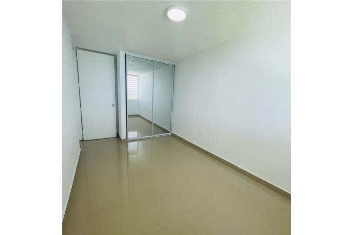 Apartamento en Cond. Torres de Cervantes,