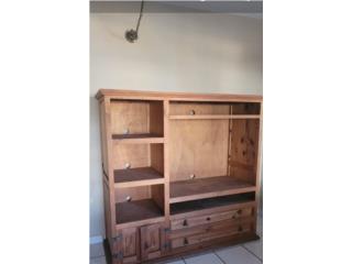 Armario en madera solida estilo vintage $75 Puerto Rico