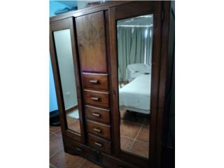 Se regala armario antiguo Puerto Rico