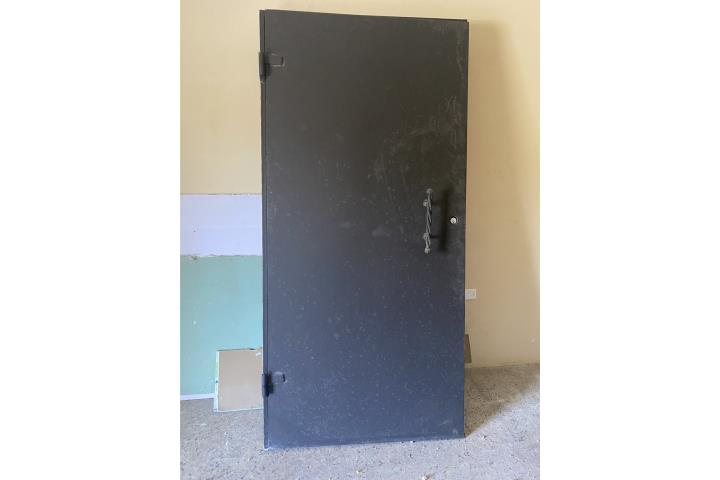 Puertas de seguridad en Acero Puerto Rico