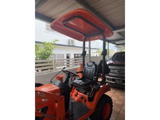 Tractor Kubota 2020 con arrastre Puerto Rico