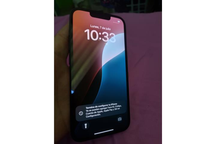 Iphone 15e liberty $300 solo hoy ponce Puerto Rico