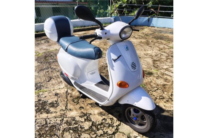 Vespa et4 150cc 2003,super nueva,2003,VespaPuerto Rico Clasificados