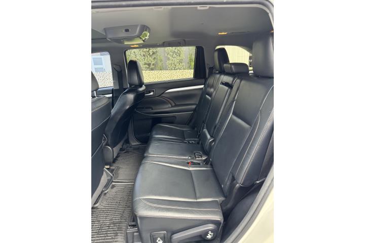 Toyota, Highlander del 2015 Clasificados Online Puerto Rico