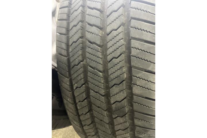 4 GOMAS 18” PARA FORD BRONCO Puerto Rico, ClasificadosOnline.com