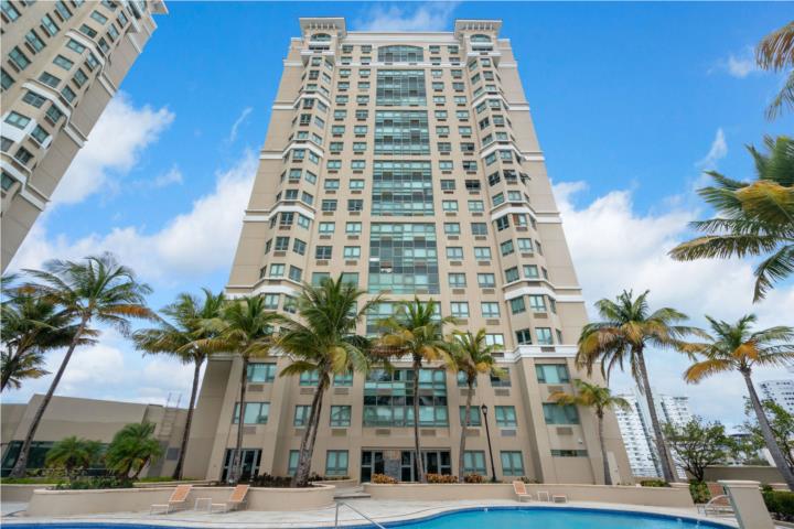 Absolutely Gorgeous Gallery Plaza!!!!, Condominio-Gallery Plaza ...