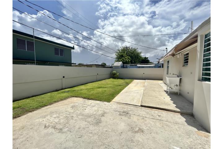 Casa terrera remodelada en vista mar Carolina, Urbanizacion-Vistamar ...