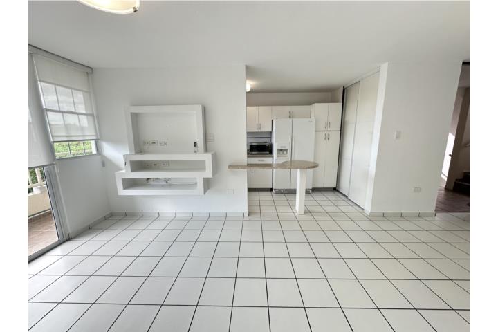 Apartamento Moderno en Alquiler en Guaynabo, Condominio-Boulevard Del ...