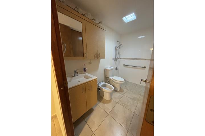 PARQUE DE TORRIMAR 3 CTOS 2 B CONTROL ACCESO, Urbanizacion-Parque De ...