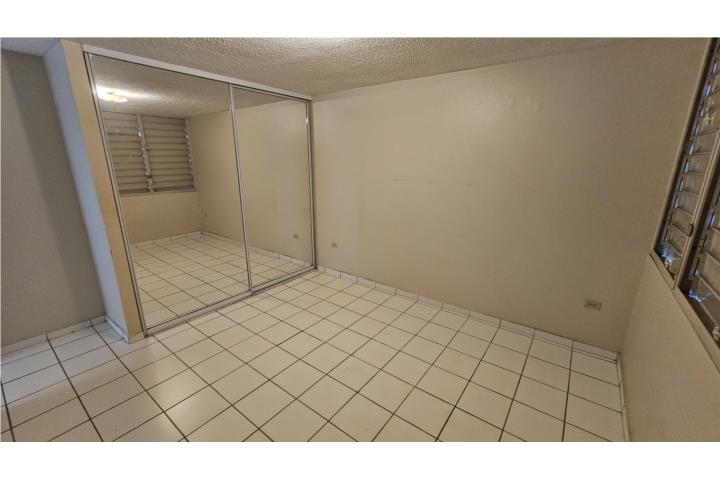 YA SE RENTO! NEW CENTER PLAZA, Condominio-New Center Plaza Alquiler ...