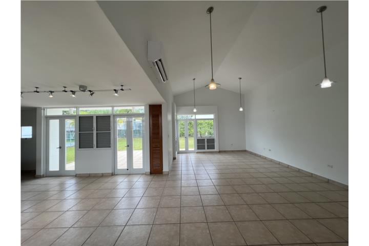 Ciudad Jardin Gurabo I TERRERA,