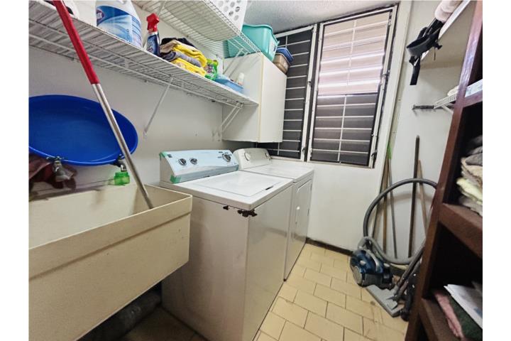 **Urb El Vedado - FOR SALE OR LEASE**,