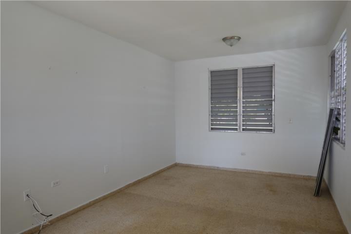 Plaza Isabela Mall Puerto Rico, Venta Bienes Raíces Isabela Puerto Rico ...