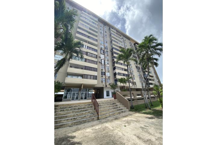 Golden Tower Puerto Rico, Venta Bienes Raíces Carolina - Isla Verde ...