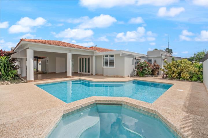 Hacienda Mi Querido Viejo Puerto Rico, Venta Bienes Raíces Dorado ...