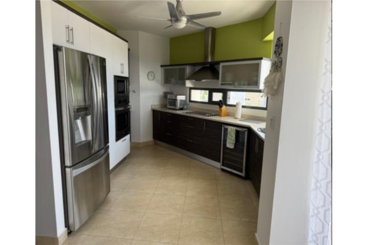 Quantum Metro Center Puerto Rico, Venta Bienes Raíces San Juan - Hato ...