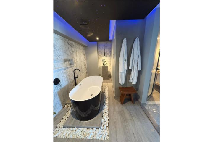 Condominio-Plaza 20, San Juan - Santurce Puerto Rico