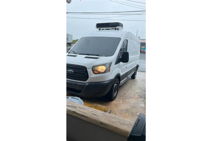Ford, Transit Cargo Van del 2015 Clasificados Online Puerto Rico